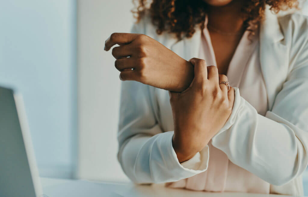 Fractured Your Bone? Here’s How You Can Help Heal It Fast | Advanced ...