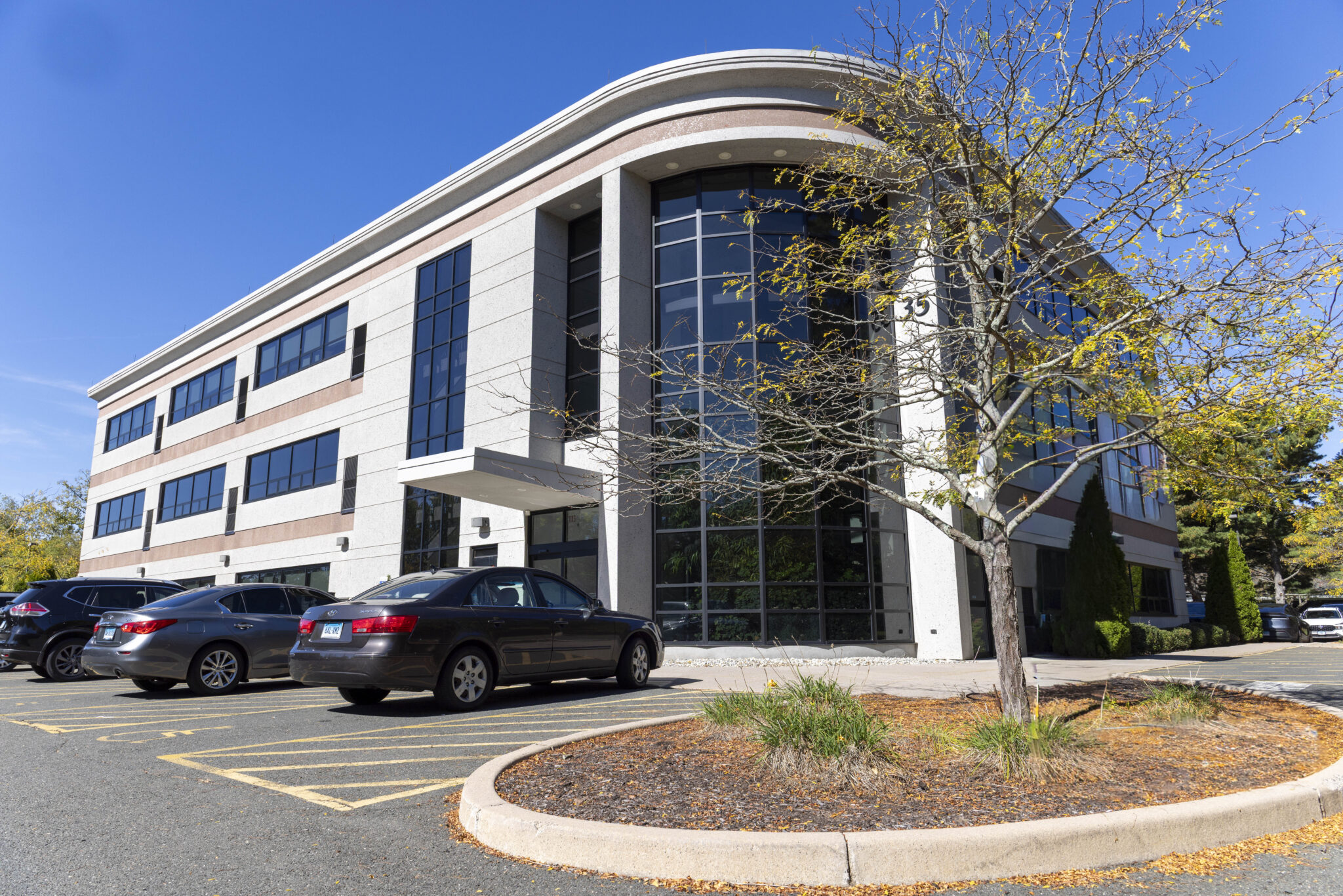 Advanced Orthopedics New England | Orthopedics Bloomfield, CT